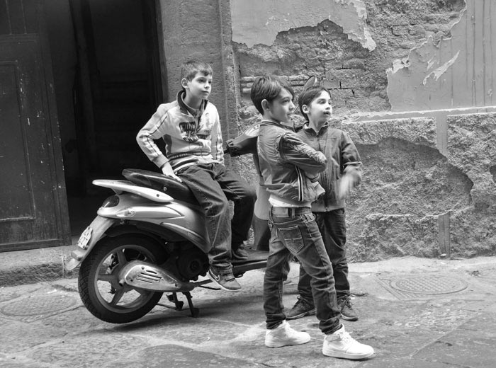 Wandering Naples - wired2theworld