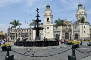 Lima Mercado de Surquillo and Historical District - wired2theworld