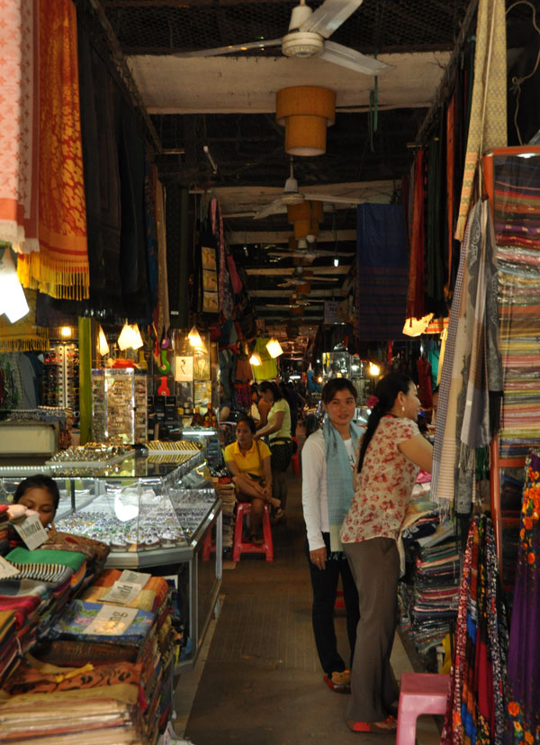 Siem Reap; The Old Market - wired2theworld