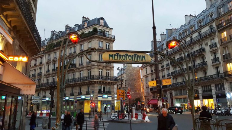 A First Timer's Guide to Planning a Trip to Paris - wired2theworld