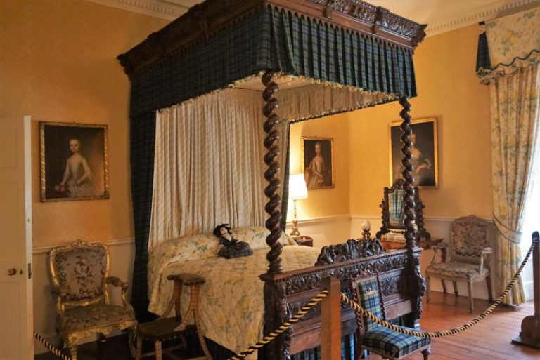 A Visit to Oban, Kilmartin Glen, and Inveraray Castle in Scotland ...