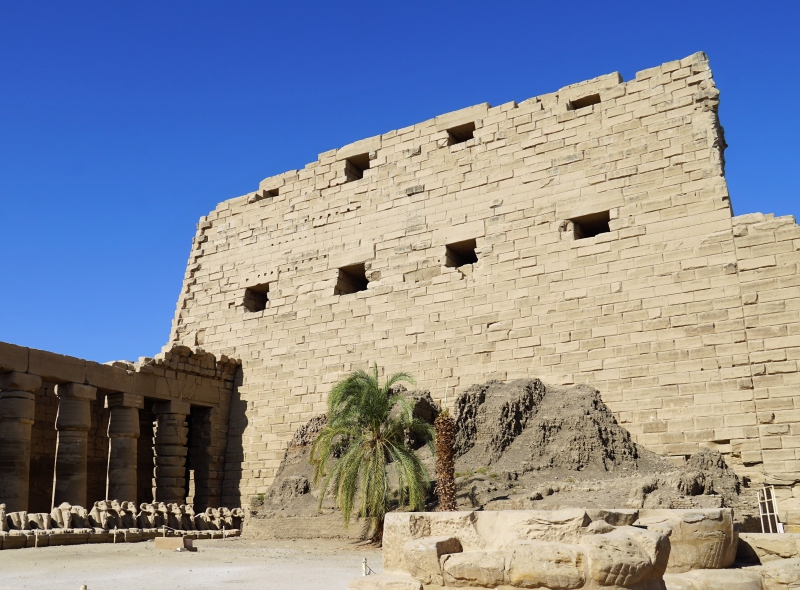 How to Make the Most of 48 Hours in Luxor Egypt - wired2theworld